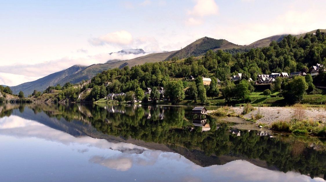 10 Best Hikes in the French Pyrenees - 10Adventures