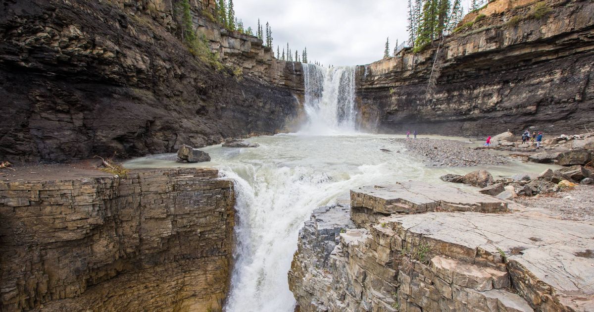 Crescent Falls Trail - A David Thompson Highway Viewpoint