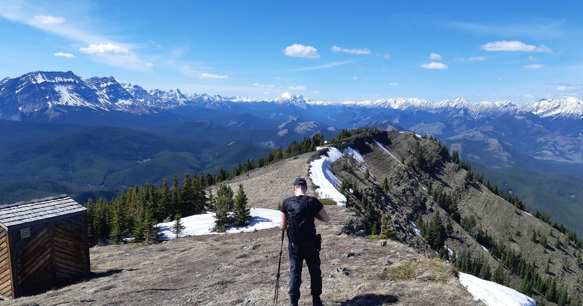 Raspberry Ridge Hike - A Trail Guide in Kananaskis Country