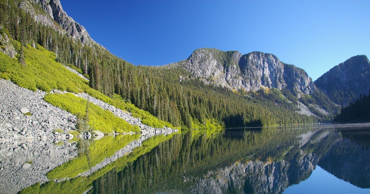 A Guide to the Eaton Lake Trail in BC