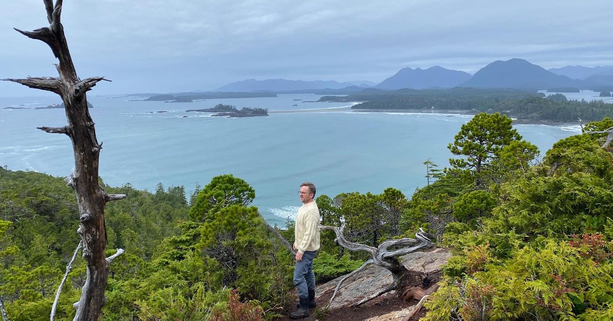 Cox Bay Lookout | A Secret Viewpoint Over Tofino, BC