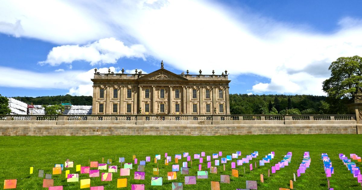 Chatsworth Circular Walk - Hilly Trail with Views of Edensor