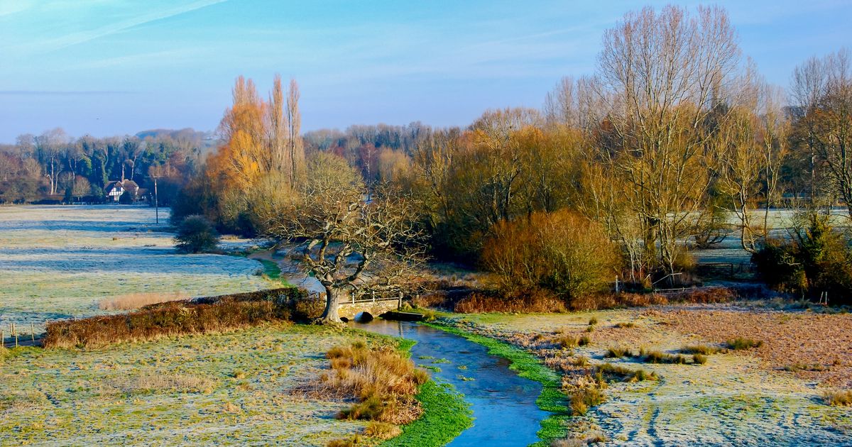 A Guide to Tichborne, Hill Houses and River Itchen Walk