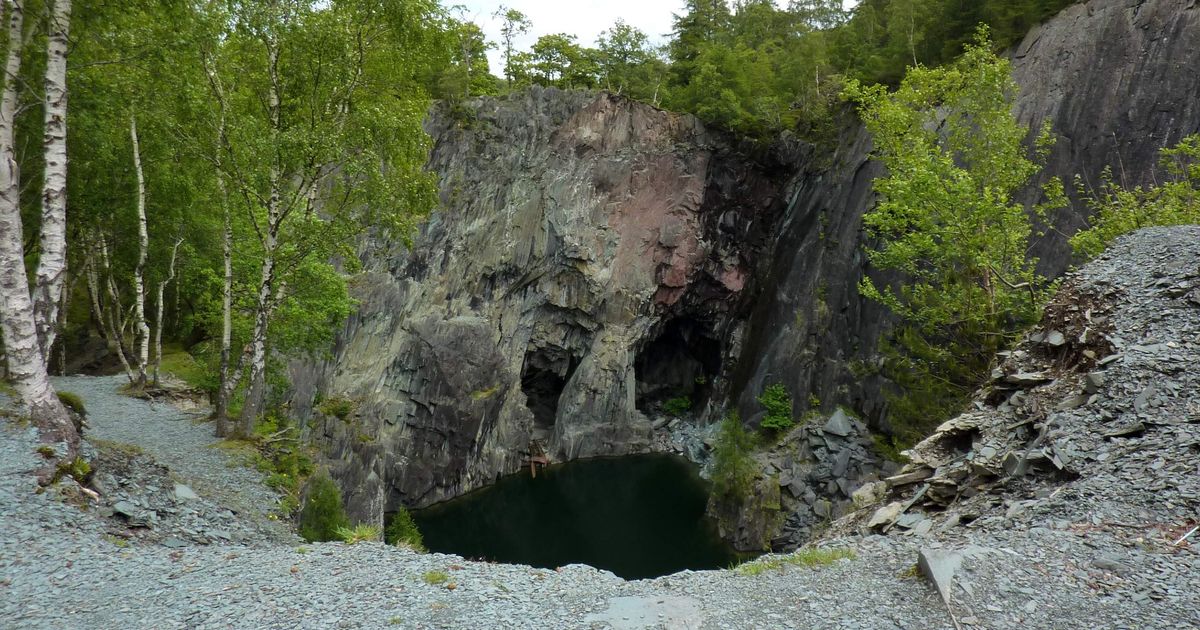 Hodge Close Quarry & Cathedral Cavern Walk | Lake District