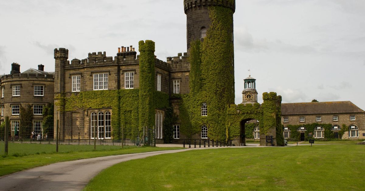 Swinton Park to Swinton Bivouac Walk - 10Adventures