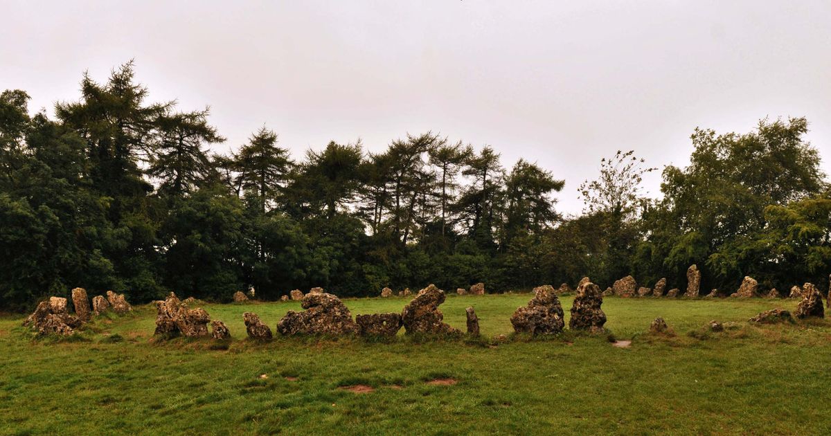 Rollright Stones Circular Walk - Explore Bronze Age Sites