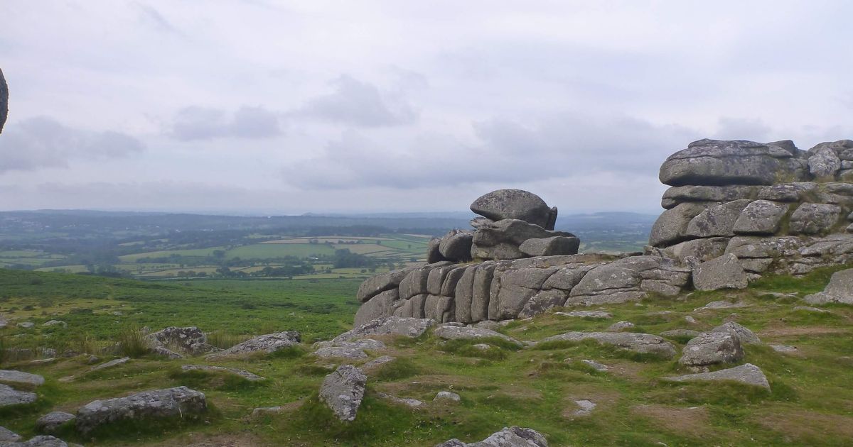 Pew Tor and Heckwood Tor Circular Walk