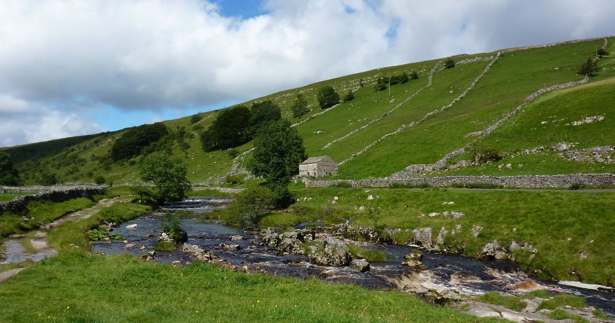 A Guide to the Horse Head Moor Walk in the Yorkshire Dales | 10Adventures