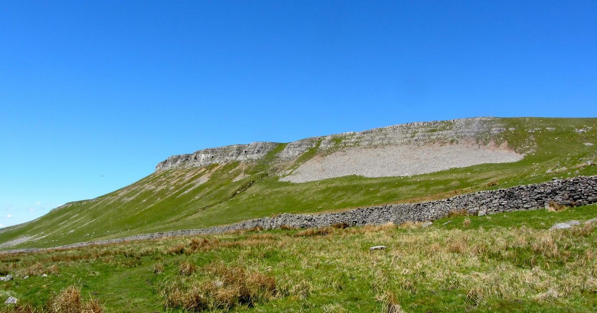 Hawes and Sedbusk Walk | A Scenic Village Adventure | 10A