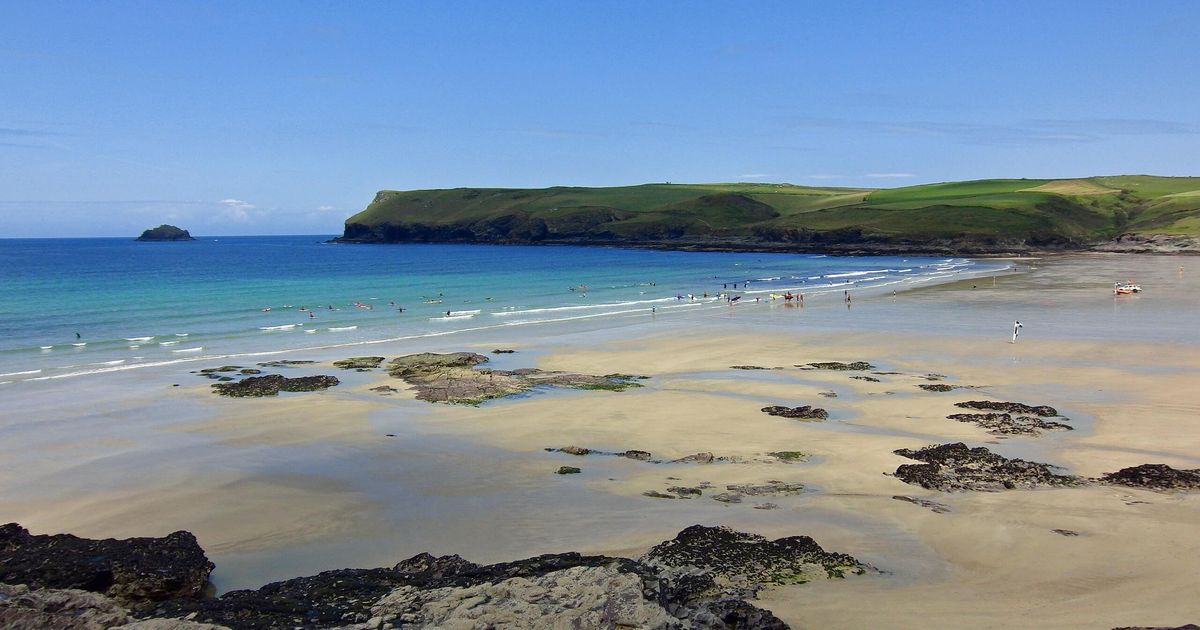 Pentire Point Circular Walk - Dramatic Coastal Cliffs
