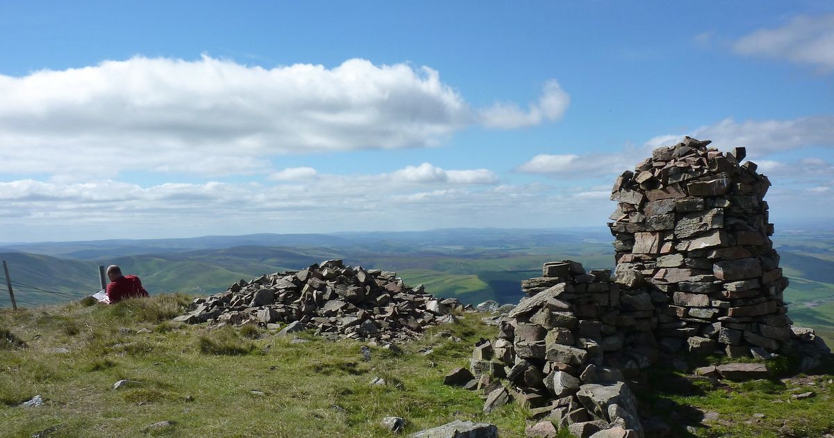 The Cheviots, Hen Hole, and Auchope Cairn - Northumberland
