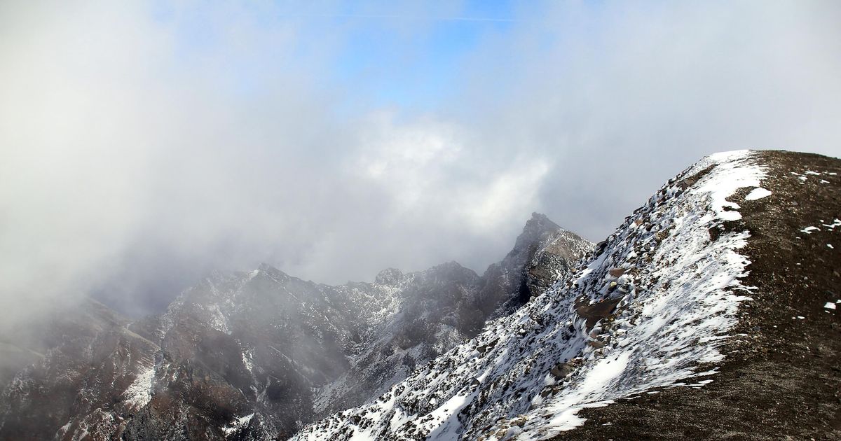 Mount Saint Helens Summit via Monitor Ridge
