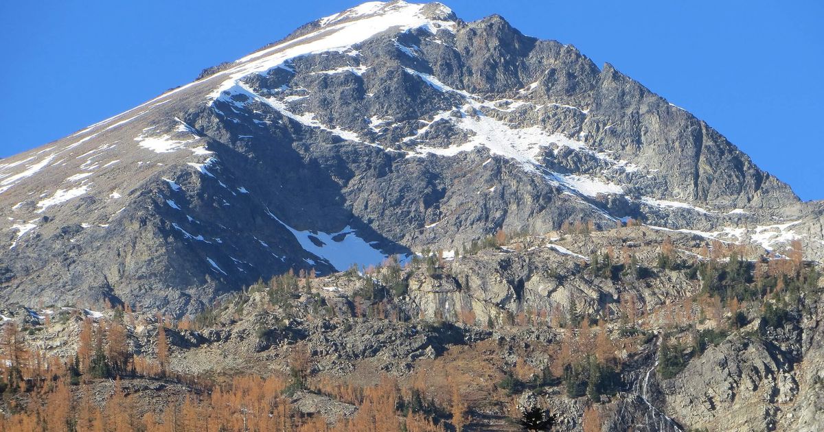 The Challenging Mount Maude Ascent via Phelps Creek Trail