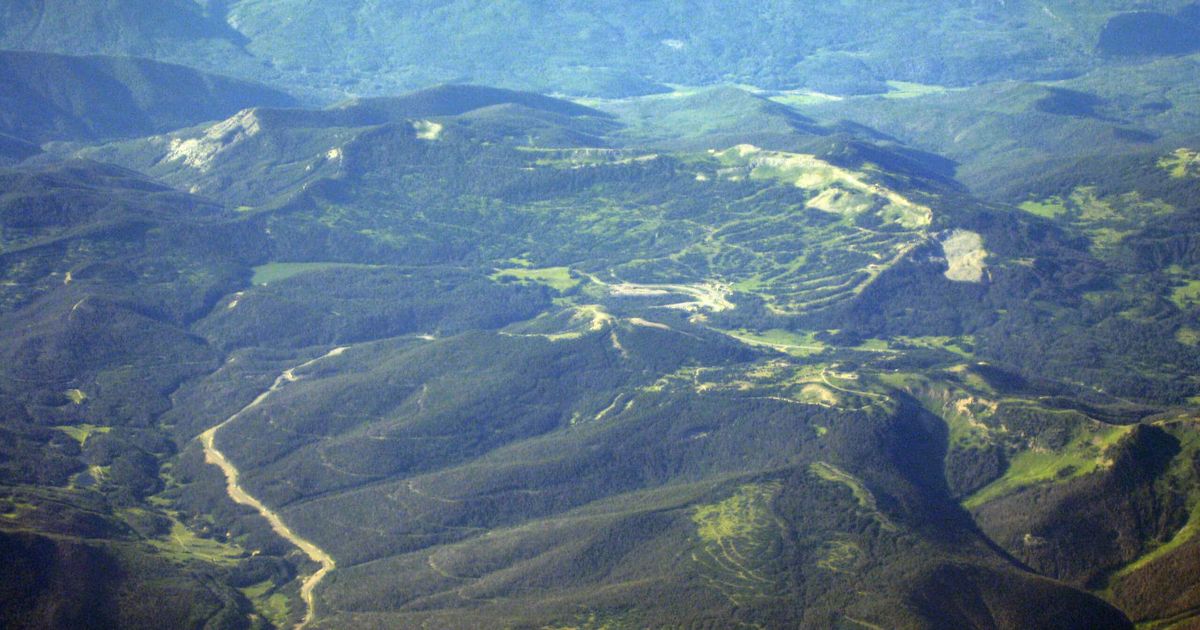 Alberta Peak Hike | A Fantastic Hike into the Mountains