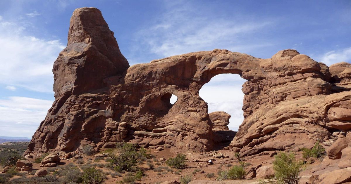 The Windows Loop to Turret Arch: A Family-Friendly Hike