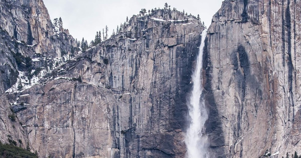Tamarack Flat to Yosemite Valley Hike | Explore California