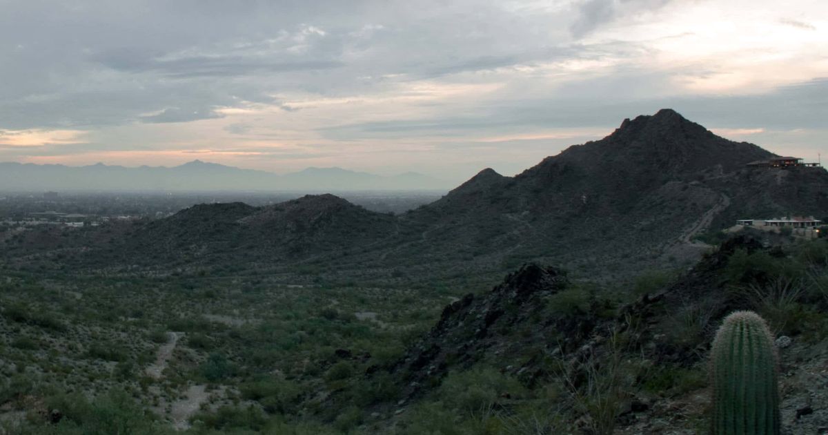The Beautiful 304 and Voaz Loop – Hiking in Phoenix, Arizona