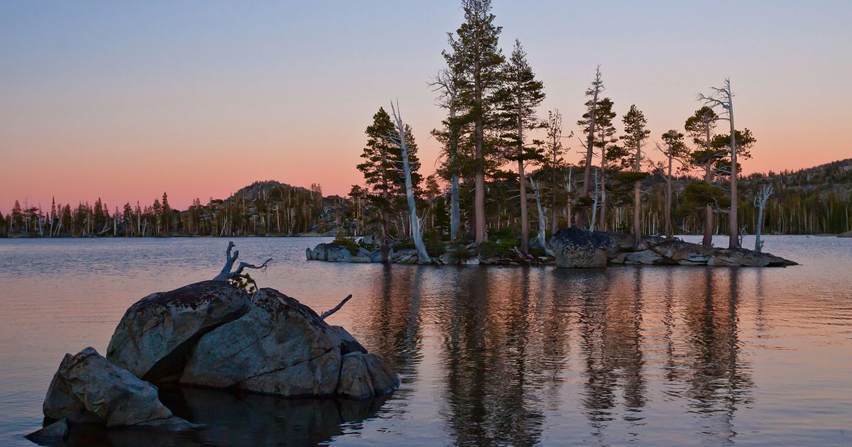 Middle Velma Lake Hike, CA | Trail Report and GPS
