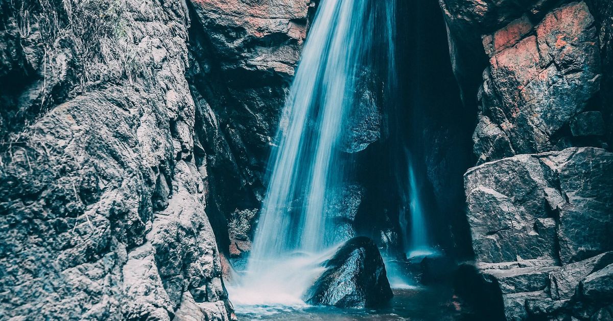 Rainbow Falls | An Epic Family Adventure to the Cascades