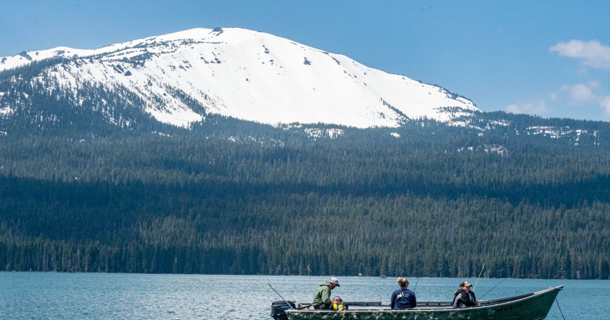 Mount Bailey Trail | Stunning Views Over Diamond Lake