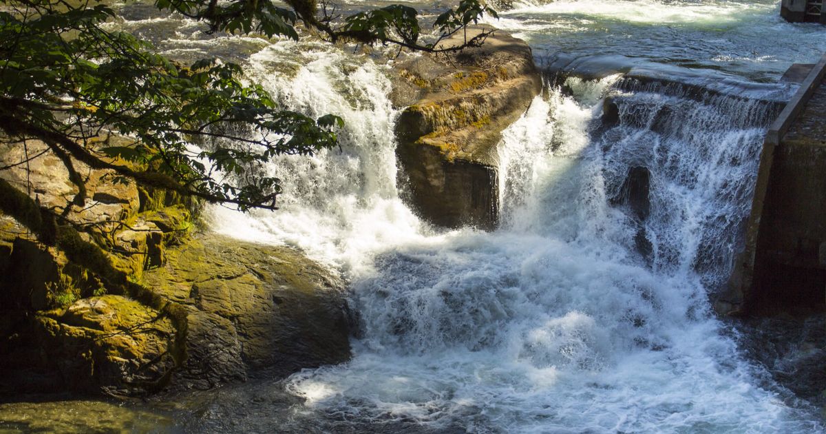Steamboat Falls Hike | Swimming Holes on Steamboat Creek