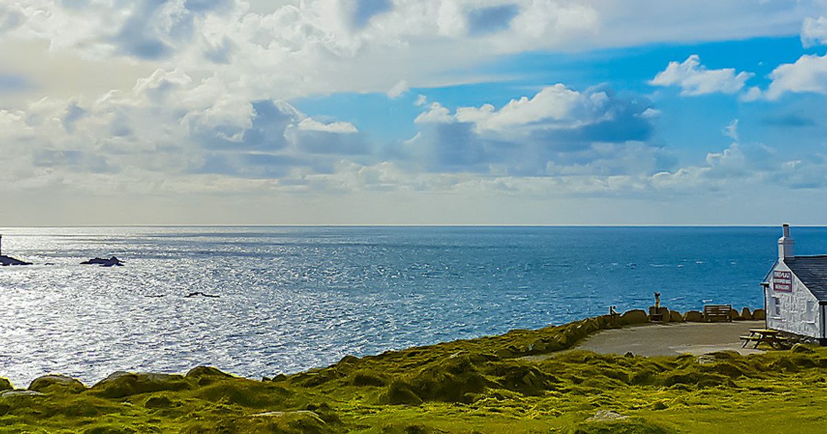 Lizard Peninsula Self-Guided Walking Tour in Cornwall England ...