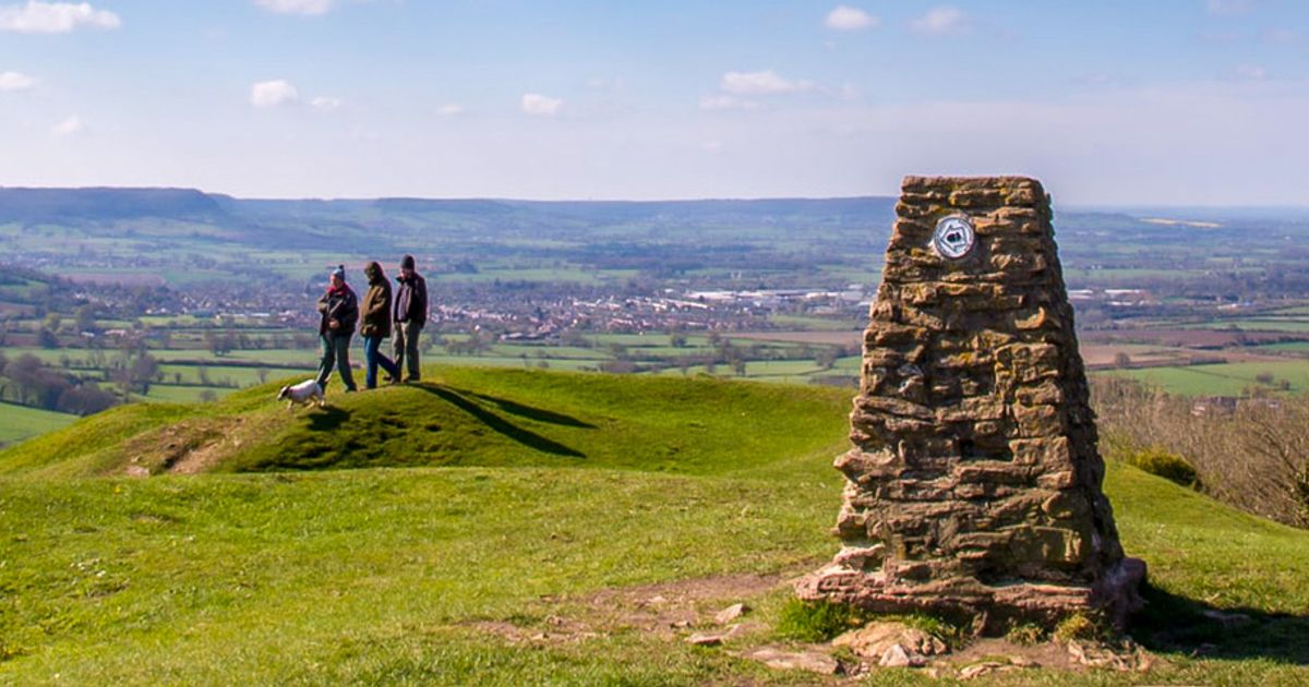 Cotswold Way | Self-Guided 12-Day Walking Tour | UK | 10Adventures