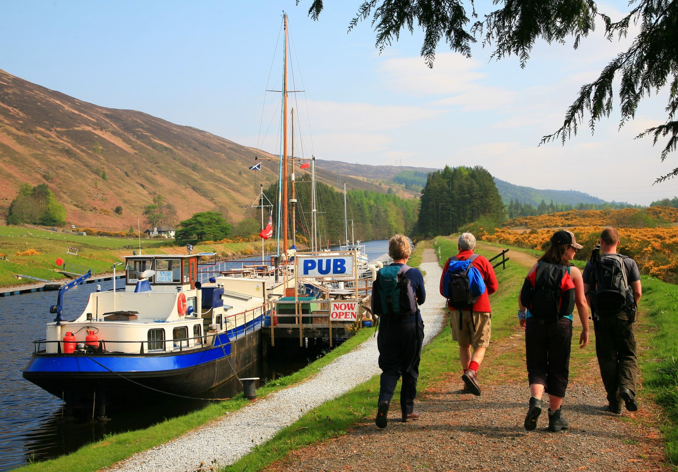 Self-guided Great Glen Way Tour (Scotland) | 10Adventures.com