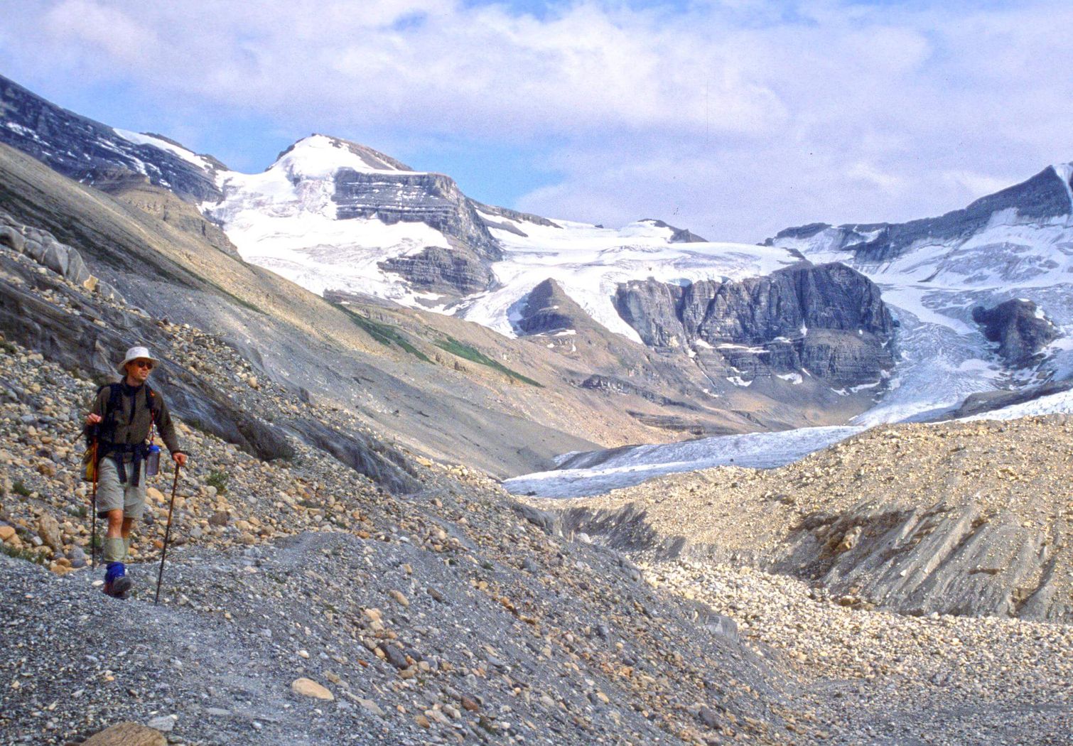 Guided Hiking Adventure in Mount Robson Provincial Park