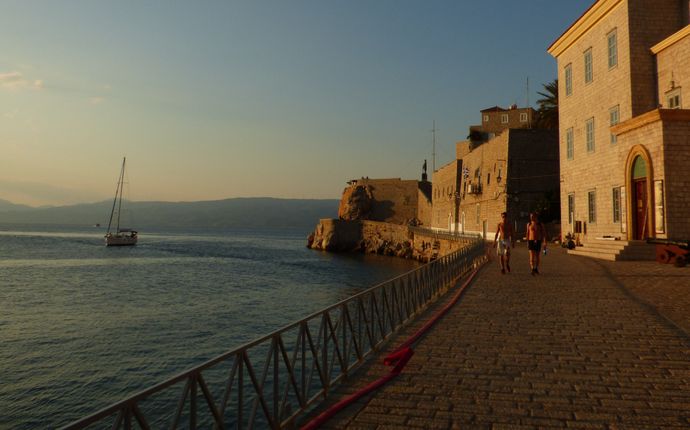 Poros and Hydra Walking Tour – Greece | 10Adventures