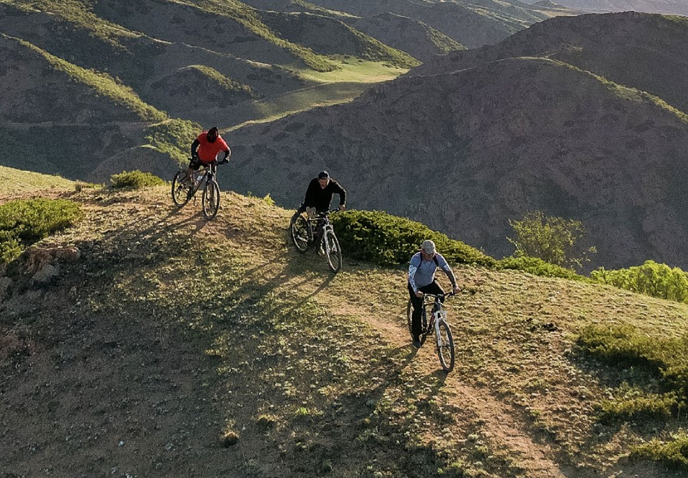 Amazing 8-Day Kyrgyzstan Cycling Tour to Issyk-Kul Lake