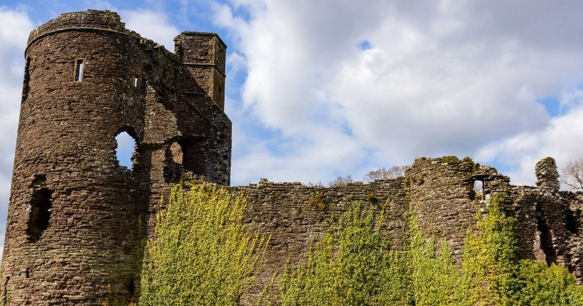 Three Castles of Wales Walking Tour
