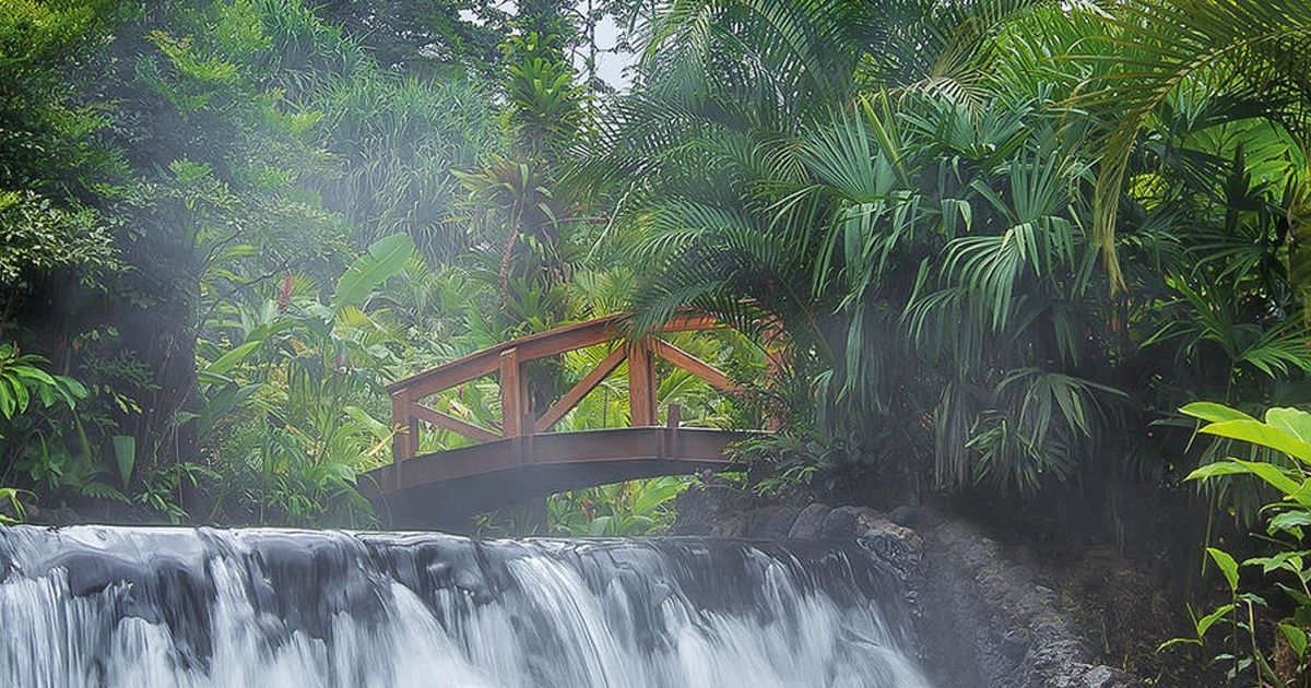 Discovering Costa Rica Tour | 10Adventures.com