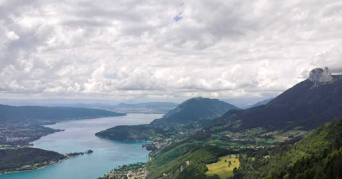 7-Day Aravis to Lake Annecy Hiking Tour