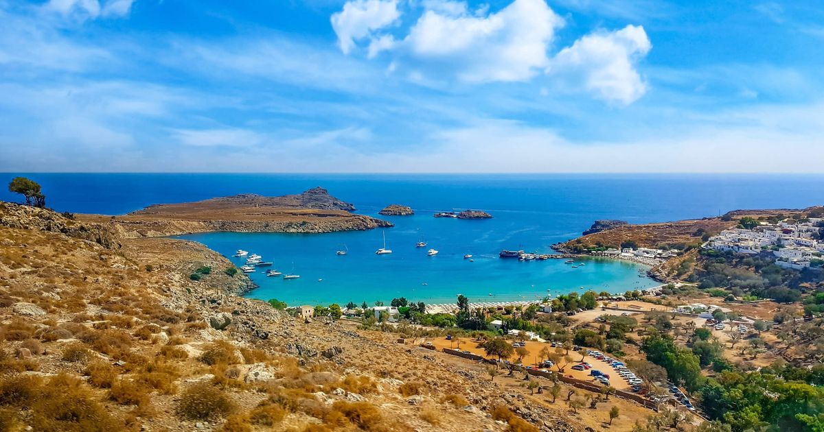 Explore the Beauty of the Aegean on Greek Island tours