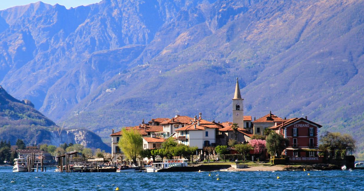 Lake Como & Lake Maggiore Walking Tour | 2026 Dates & Prices